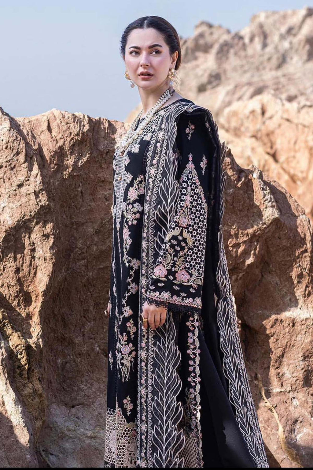 Qalamkar Luxury Embroidered Lawn 3pc with Embroidered Slub Net Dupatta ...