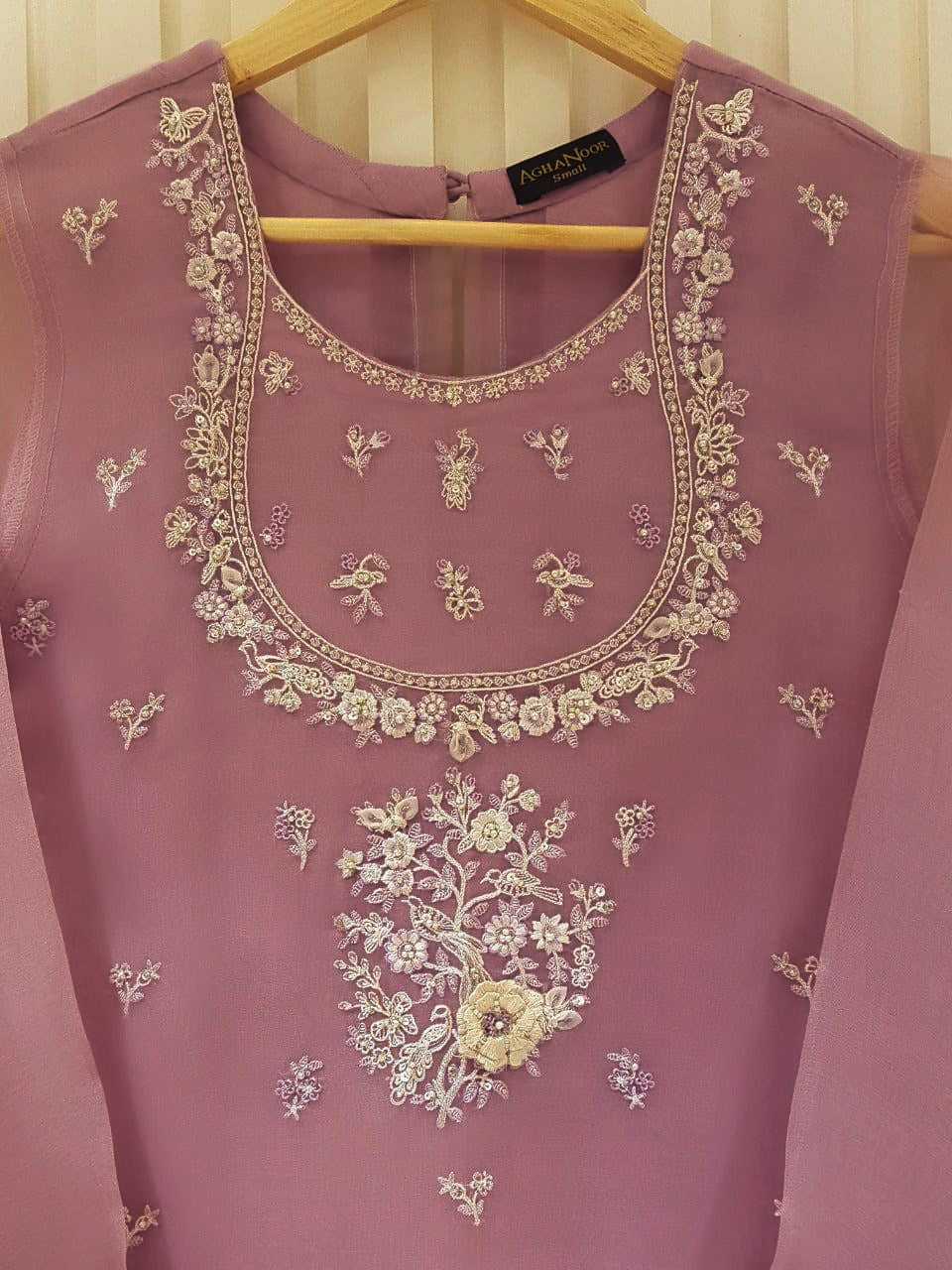 Agha Noor Heavy Embroidered with Embroidered Organza dupatta-Ga1660 ...